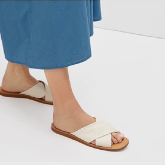 Everlane | Shoes | Everlane Day Crossover Sandal Buttery Cream Leather ...